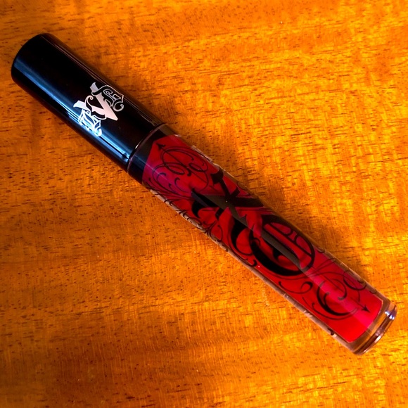 Kat Von D | Makeup | Kvd Beauty Vinyl Lip Cream In Hollyhock | Poshmark